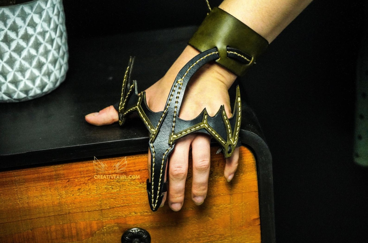 Dragon Bracelet [PDF pattern] - Creative Awl Studio